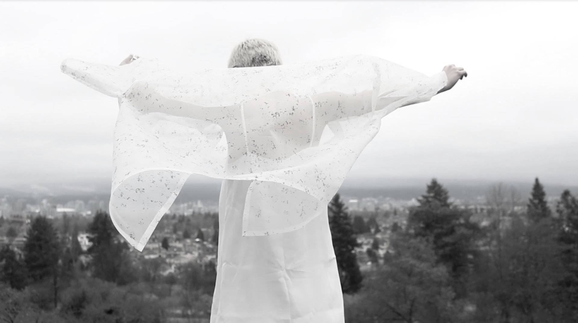 The Future Of Fashion Is Here: Biogarments That Are ALIVE