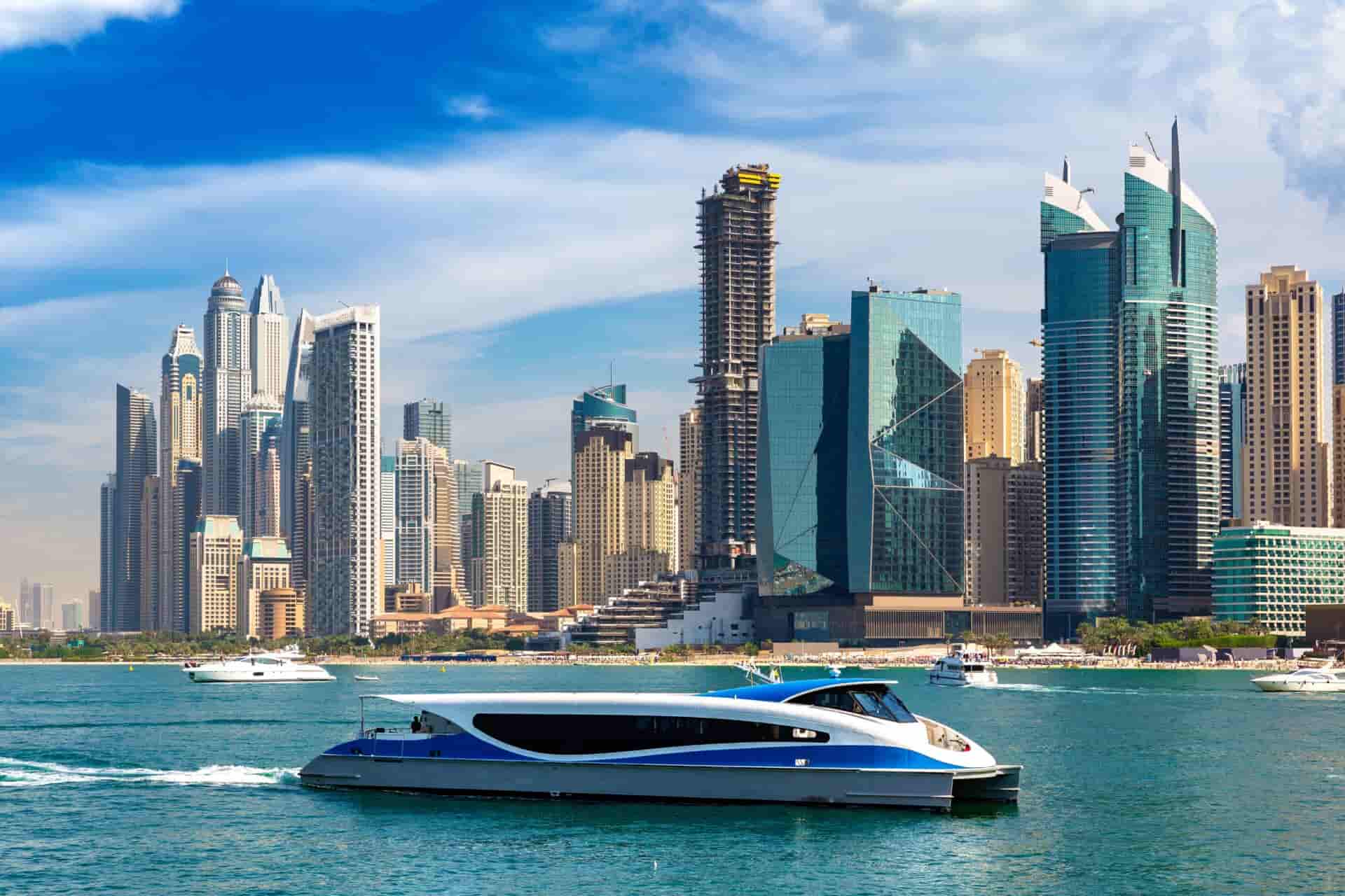 The Best Ways To Get Around Dubai Without Using Your Car - The Ethicalist