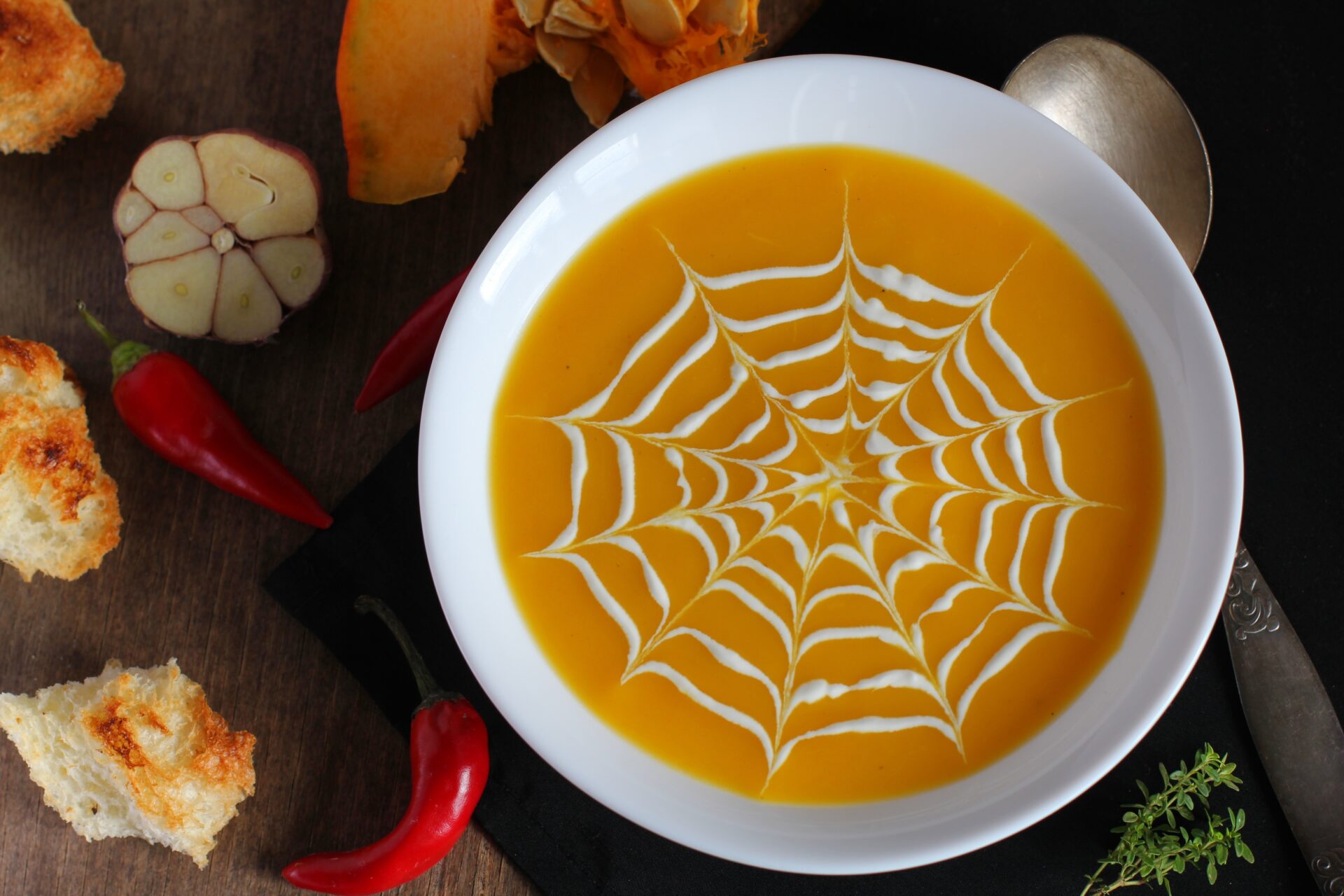 8 Spooky And Sustainable Ways To Have Fun Halloween