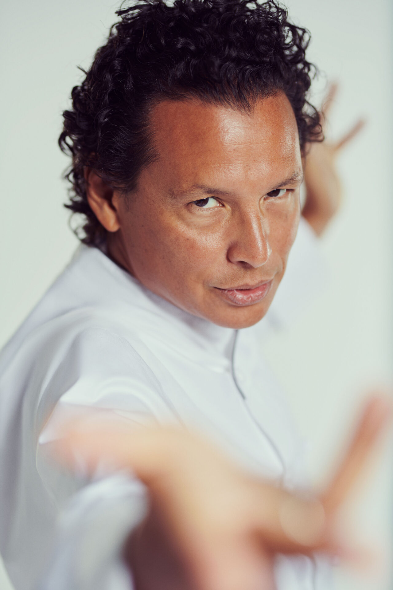 Charming Chef Bobby Chinn Talks Food, TV, And Gimmicks