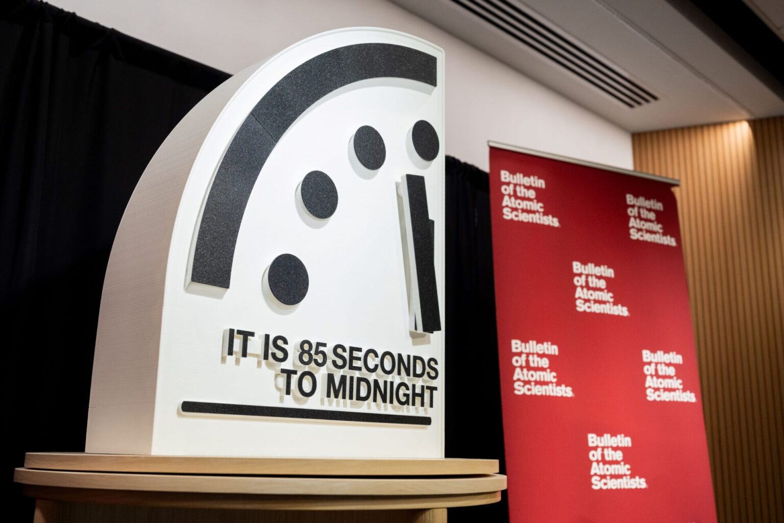 Clock Predicting Doomsday Now Just 85 Seconds To Midnight - The Ethicalist